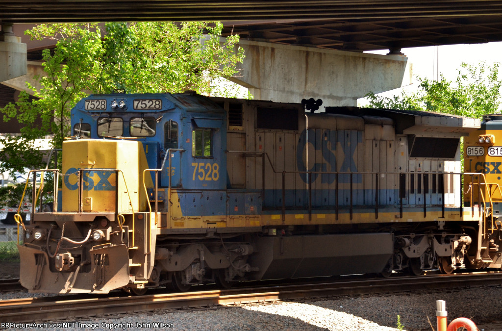 CSX 7528